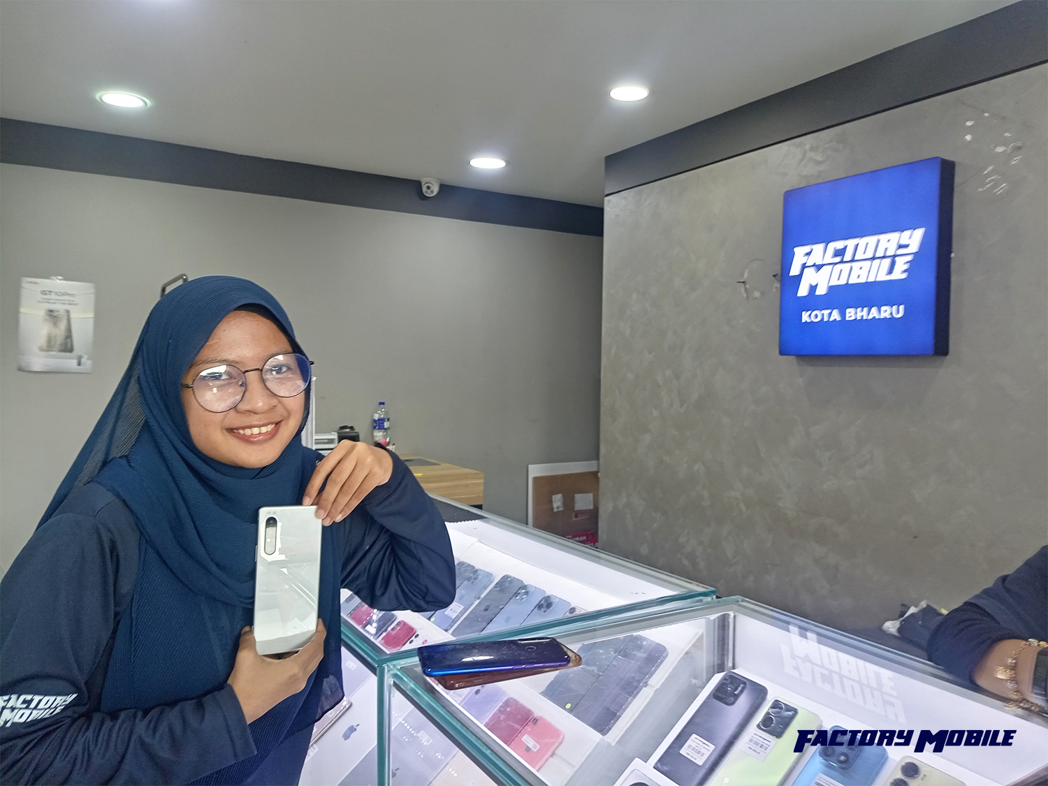 Trade-in Old Phones at Factory Mobile | Trade-in iPhone & Android ...